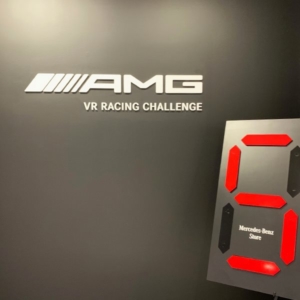 VR Challenge User Experience Research at Mercedes Benz Pop Up ...